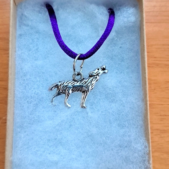 Jewelry | Silver Howling Wolf Necklace | Poshmark
